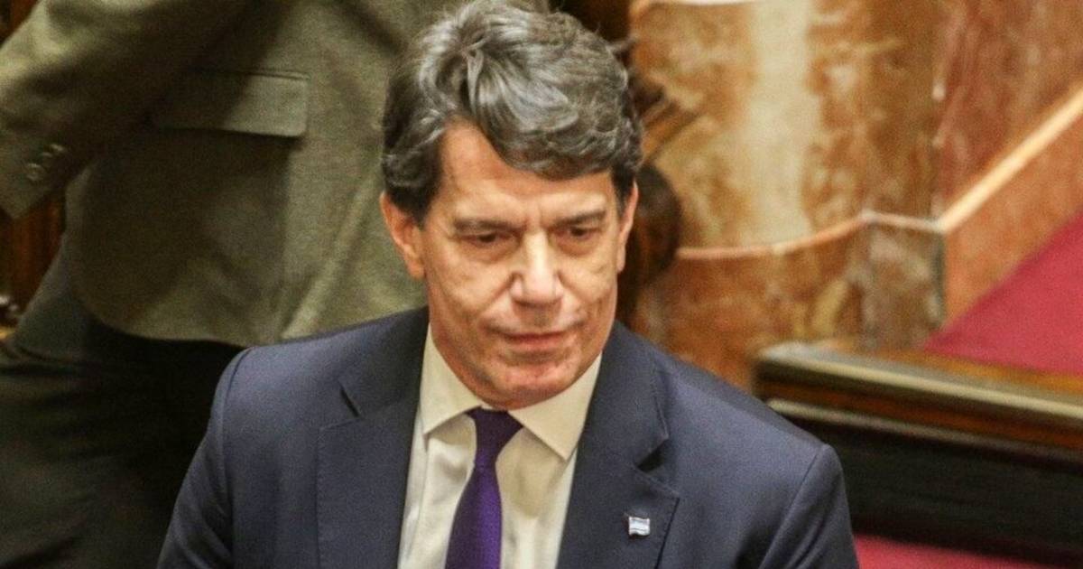 Milei echó a Nicolás Posse y nombró jefe de Gabinete a Francos | El ...