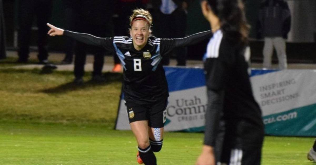 Ruth Bravo, del ascenso a la Primera de España para hacer historia con ...